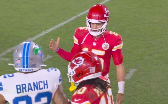 How Patrick Mahomes responded to Brian Branch’s Chiefs slap after ...