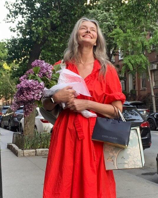 Paulina Porizkova Shows Off Gorgeous Summer-Ready Body In Bright Orange ...
