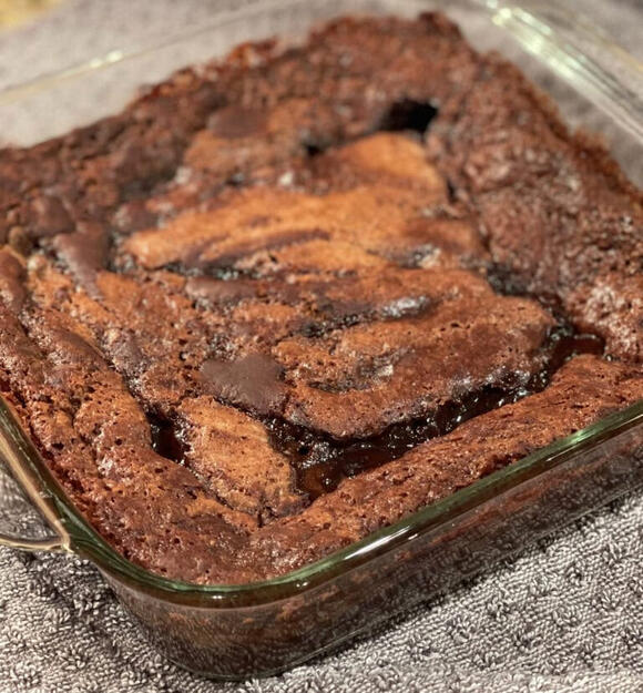Decadent Hot Fudge Pudding Cake: Easy Recipe with a Self-Making Fudge ...
