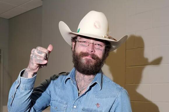 Big Stars Who Skipped the CMA Awards - NewsBreak