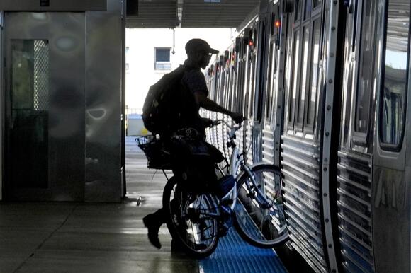 The suspect in the Chicago-area L train shooting will be held until ...
