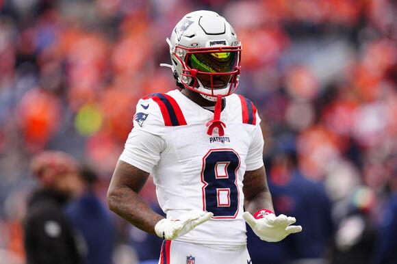 Patriots Cut 1K-Yard Receiver Who Called Them ‘Family Forever’—$26.5M ...