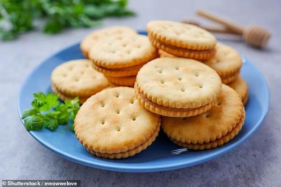 Urgent recall of Ritz cracker sandwiches issued over 'life-threatening ...