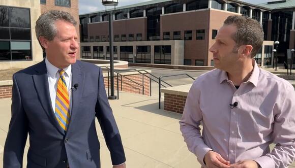 James Crumbley trial: Victim's mom, fmr. prosecutor weigh-in before ...