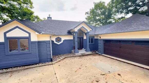 Should Missouri Bring Wolves Back? Experts Say Yes - NewsBreak