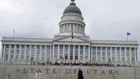 Utah Unveils New State Flag Featuring Beehive in the Center - NewsBreak