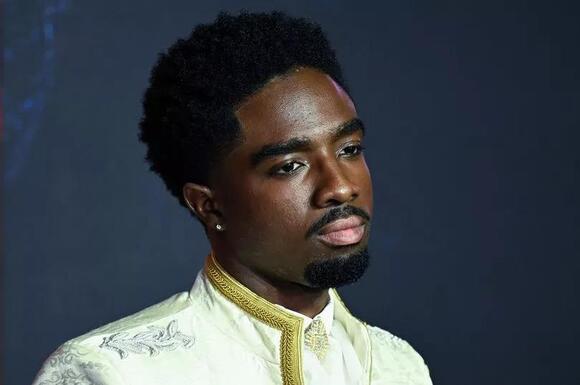 Are Stranger Things' Caleb McLaughlin and Sadie Sink dating in real ...
