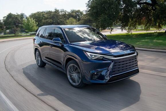 2024 Lexus TX 550h+ Luxury AWD: Plug-in hybrid power for the discriminating