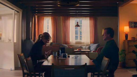 Samara Weaving’s R-Rated Thriller Gets Critics Buzzing in Reviews & RT ...