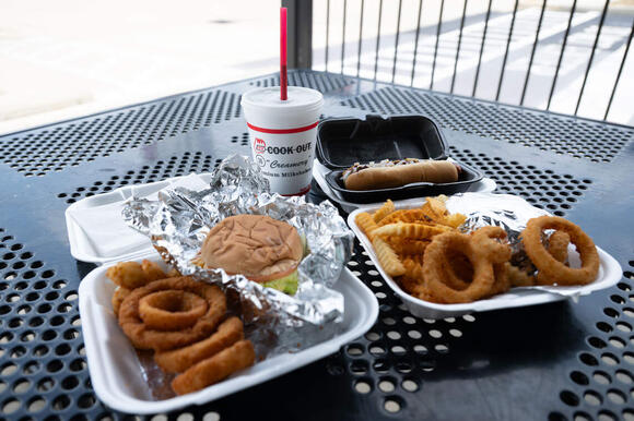 Cookout is finally on the Coast. Here's our review of the popular ...