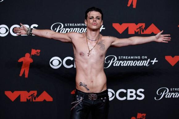 Yungblud halts touring on doctor's orders, cancels US and Latin America ...