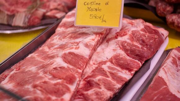 Beef prices just hit an all-time record at $12.74 a pound for steak ...
