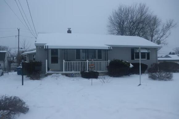 Snowplow Crew Saves Sleeping Homeowner, Pets From Burning Aberdeen Home ...