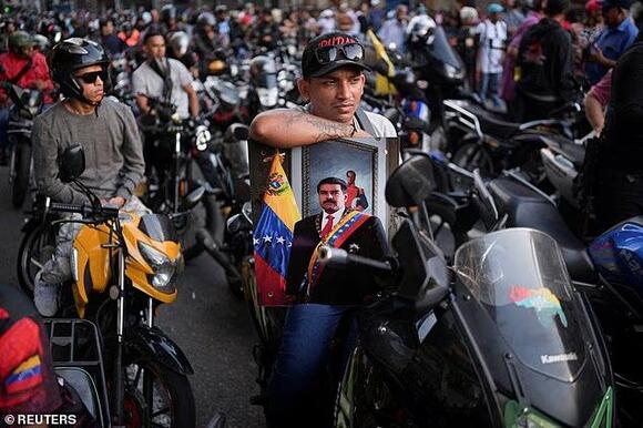 New Venezuelan leader orders secret police to hunt Trump 'collaborators ...