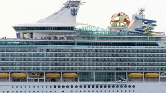 Power Outage at Royal Caribbean Terminal Sparks Long Delays for ...