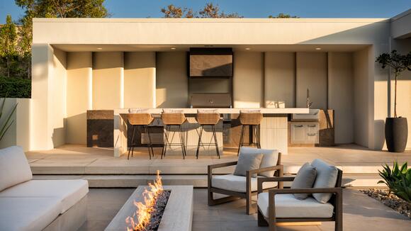 5 Outdoor Kitchen Trends That Will Take Your Al Fresco Dining to the ...