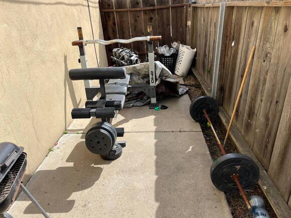 🎁 Freebies Up for Grabs in Salinas — From Cribs to Firewood - NewsBreak