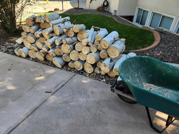 🎁 Free Items Around Golden — Furniture, Firewood & More - NewsBreak