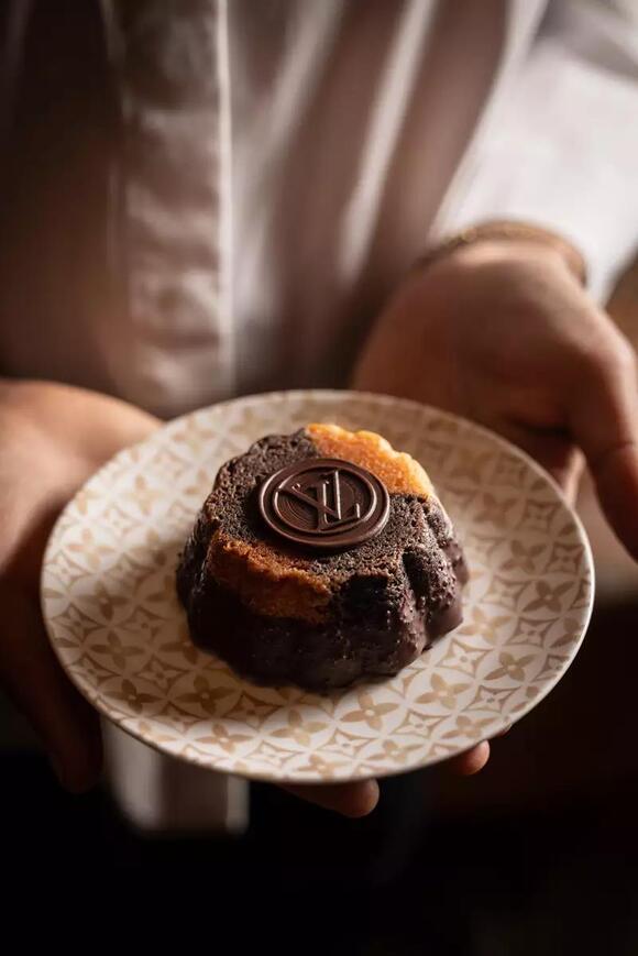 The new tea service at Le Café Louis Vuitton looks fabulous - NewsBreak