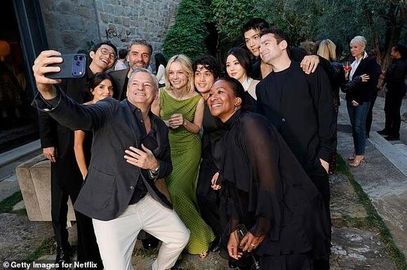 Meghan's awkward night out at Netflix party: 'Exaggerated' show of ...