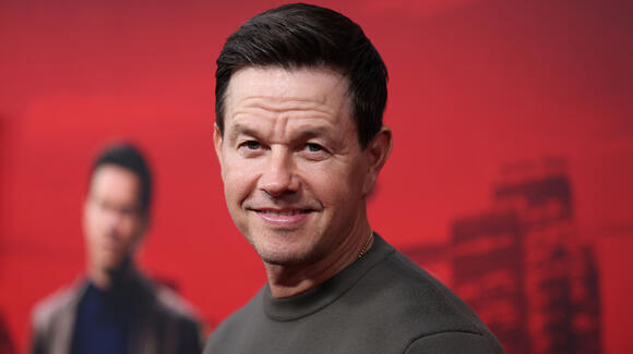 Mark Wahlberg Lives An Extremely Lavish Life - NewsBreak