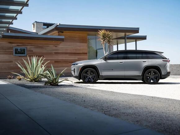 Jeep Pauses Wagoneer S EV for 2026 as Sales Stall, Plans Updated ...