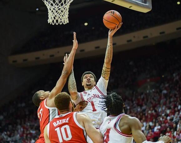 Malik Reneau delivers as Indiana hangs on vs. Ohio St.