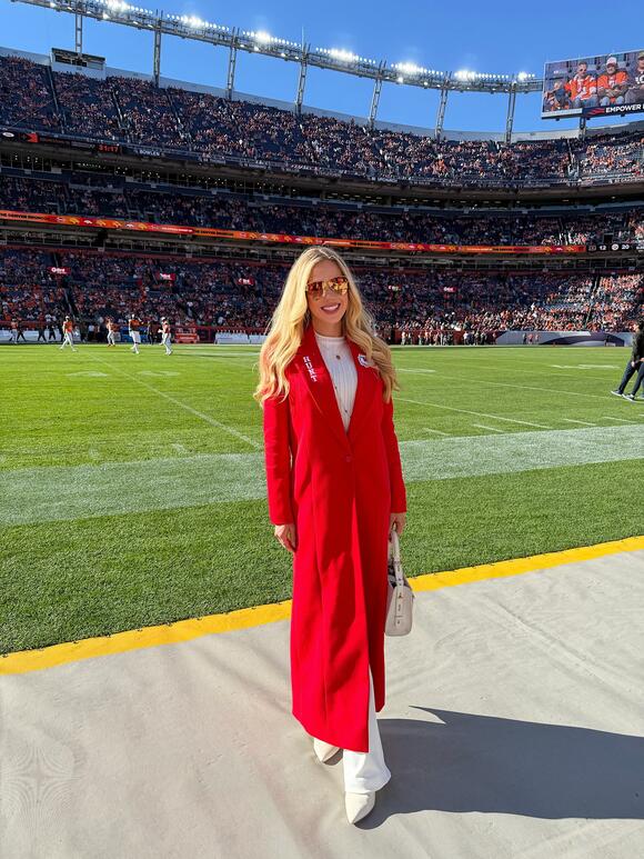 Kansas City Chiefs Heiress Gracie Hunt Rules Mile High Stadium on Game ...