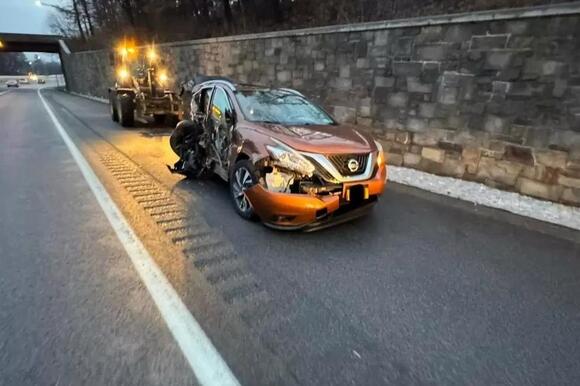 Multi-Vehicle Accident Disrupts Morning Commute On I-84 in Orange ...