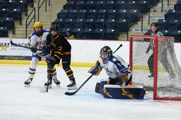 Prowlers shut out No. 6 Mankato East - NewsBreak