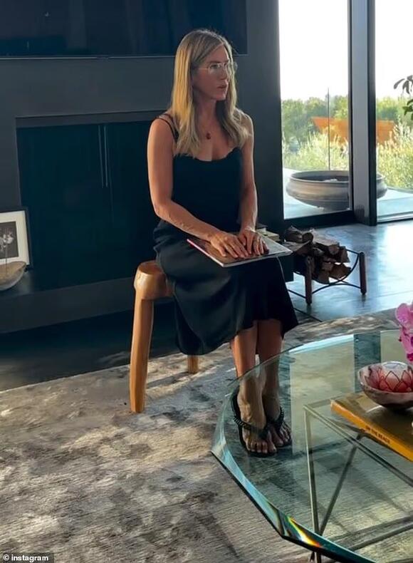 Jennifer Aniston reveals which 'healing modalities' she has in her $21M ...
