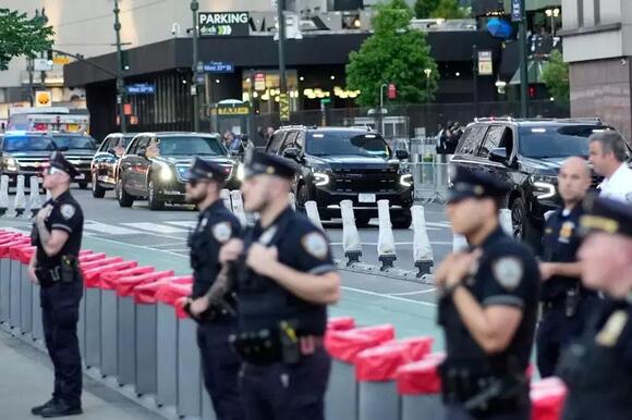 Chaos Erupts in New York After Knicks’ Game 3 Loss as Fights Break Out ...