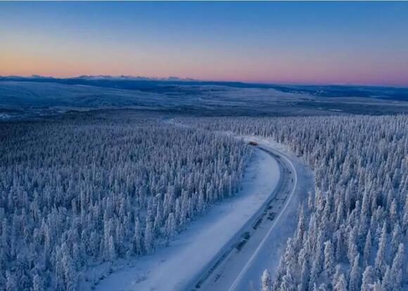 IL Governor Pritzker Warns of Dangerous, Prolonged Winter Threat ...