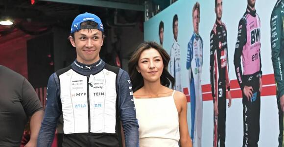 Formula 1 Driver Alex Albon Is Engaged! Here's What We Know About His ...