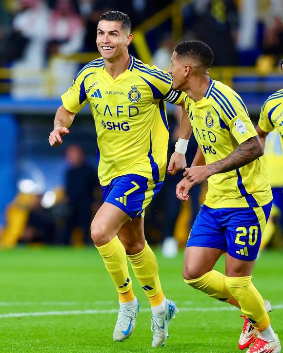 Cristiano Ronaldo's Net Worth 2025: A Deep Dive Into His Billion Dollar ...