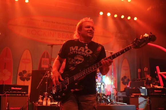 Mick Mars' Attorney Offers Fiery Response to 'Awful' Motley Crue Ruling ...