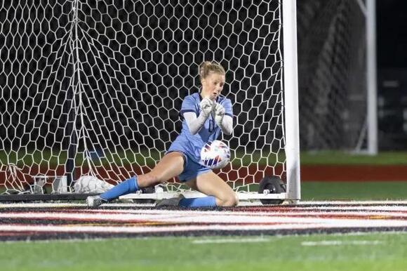 New Trier hangs tough to win state championship thriller in penalty kicks