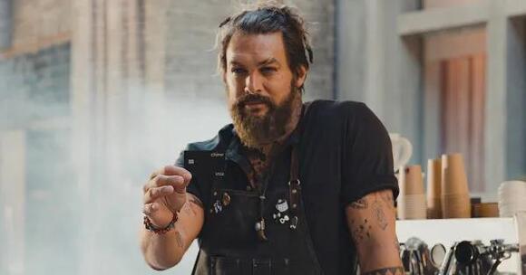 Chime Uses Jason Momoa's Range to Sell an Easier Way to Bank - NewsBreak