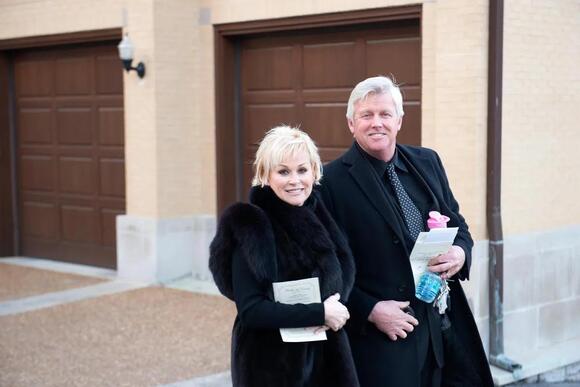 Country Star Lorrie Morgan's Husband Randy White Dies – Details - NewsBreak
