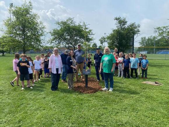 Ripley receives white oak swamp tree to commemorate ODNR’s 75th anniversary