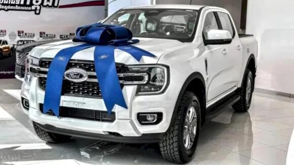 White With Character: 2026 Ford Ranger Gets New Avalanche Paint Color ...