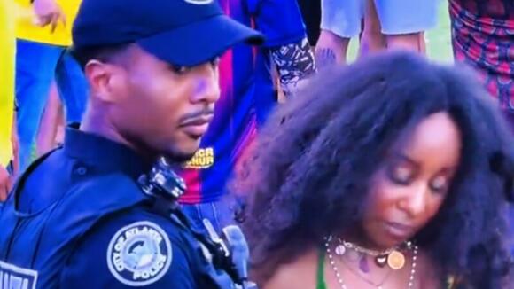 Atlanta Cop Caught In 4K Getting Digits From Female World Cup Fan ...