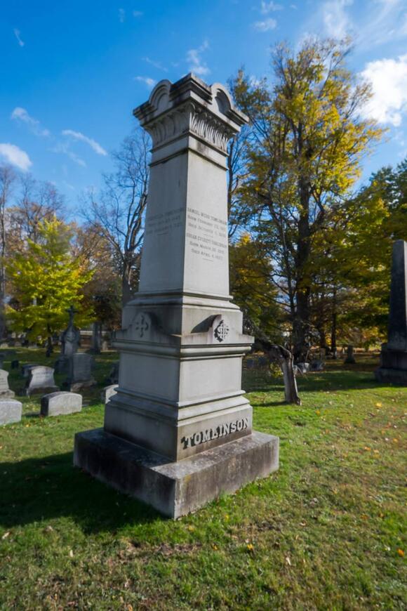 Photos: Fall in the Historic Batavia Cemetery - NewsBreak