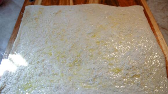 Mozzarella And Tomatoes Are One Of Those Classic Flavor Combinations ...