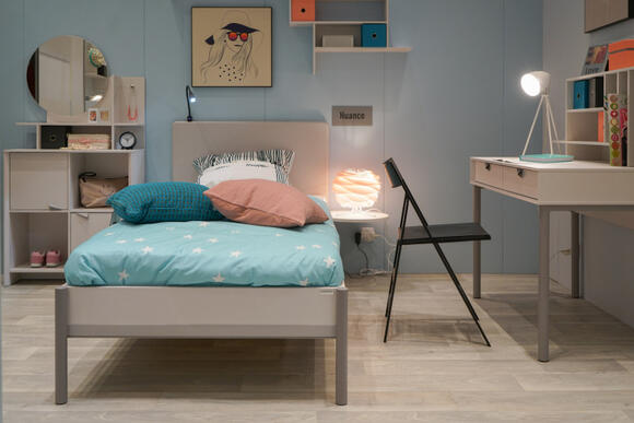 23 Custom Teen Bedroom Ideas That Turn Small Rooms Into Multi-Use ...