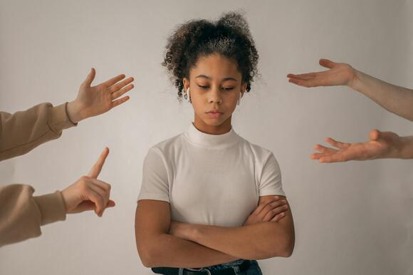 8 Strange Ways You’re Accidentally Making People Dislike You - NewsBreak