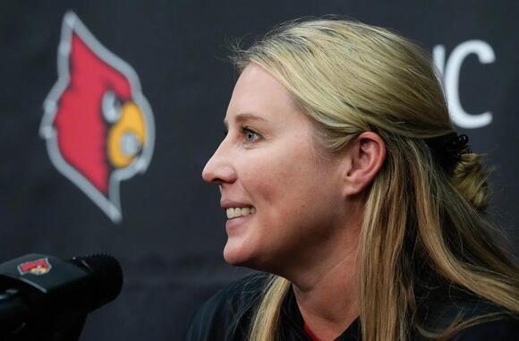 Dani Busboom Kelly Says She’s ‘Lucky’ After Winning Big Ten Title in ...