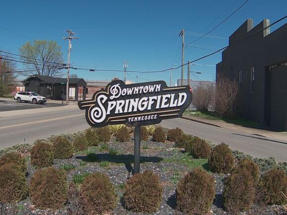 Return of historic theatre has Downtown Springfield businesses buzzing ...