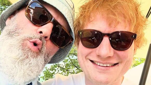 ‘90s Legend Fred Durst Flaunts New Look During Performance With Limp Bizkit