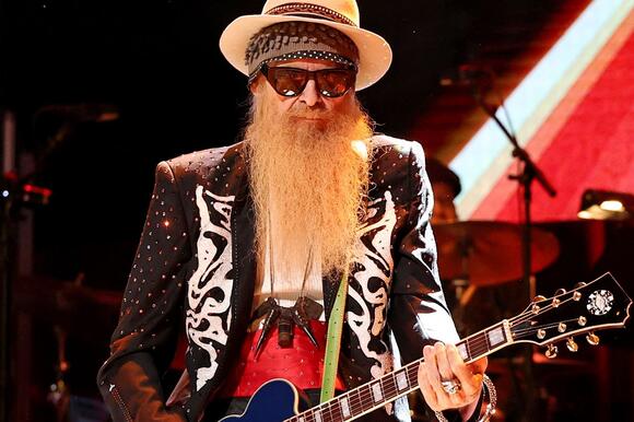 Hear Billy Gibbons Team up With Keith Urban on New ‘Brown Paper Bag ...